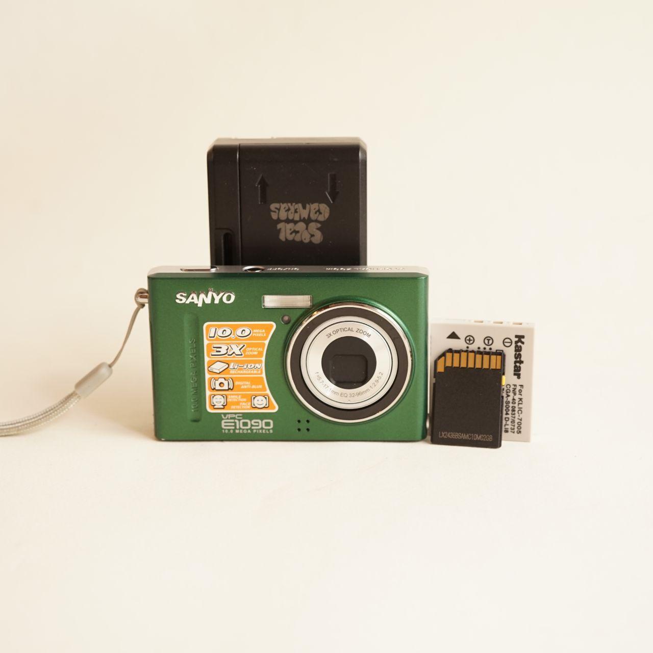 Sanyo VPC-E1090G Digital Camera | 10.0MP | Tested & Working | Green ...